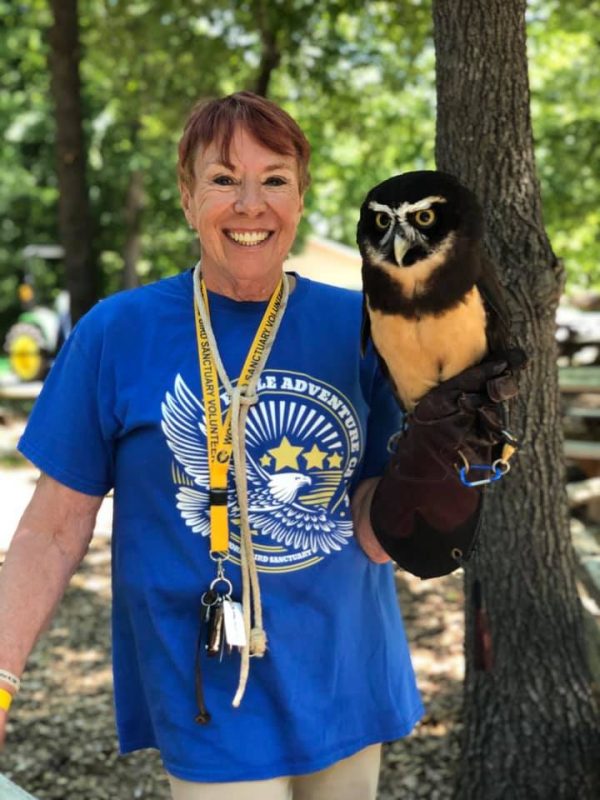 Volunteer - World Bird Sanctuary